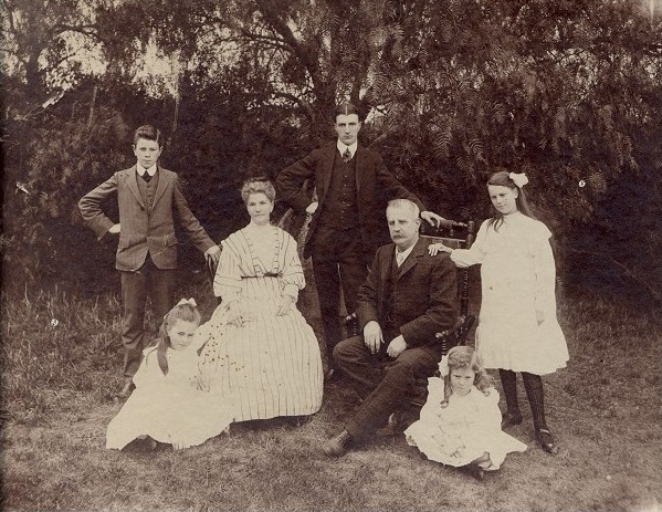 Rowden Gallery : Sept 25 | Rowden Surname